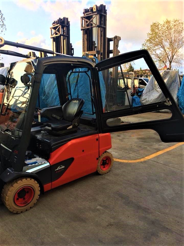 LINDE E20 386 - Bayrak Cabin and Glass Industry Flag Forklift Cabin ...