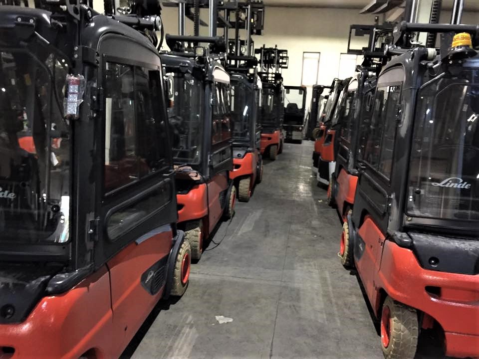 LINDE E20 386 - Bayrak Cabin and Glass Industry Flag Forklift Cabin ...